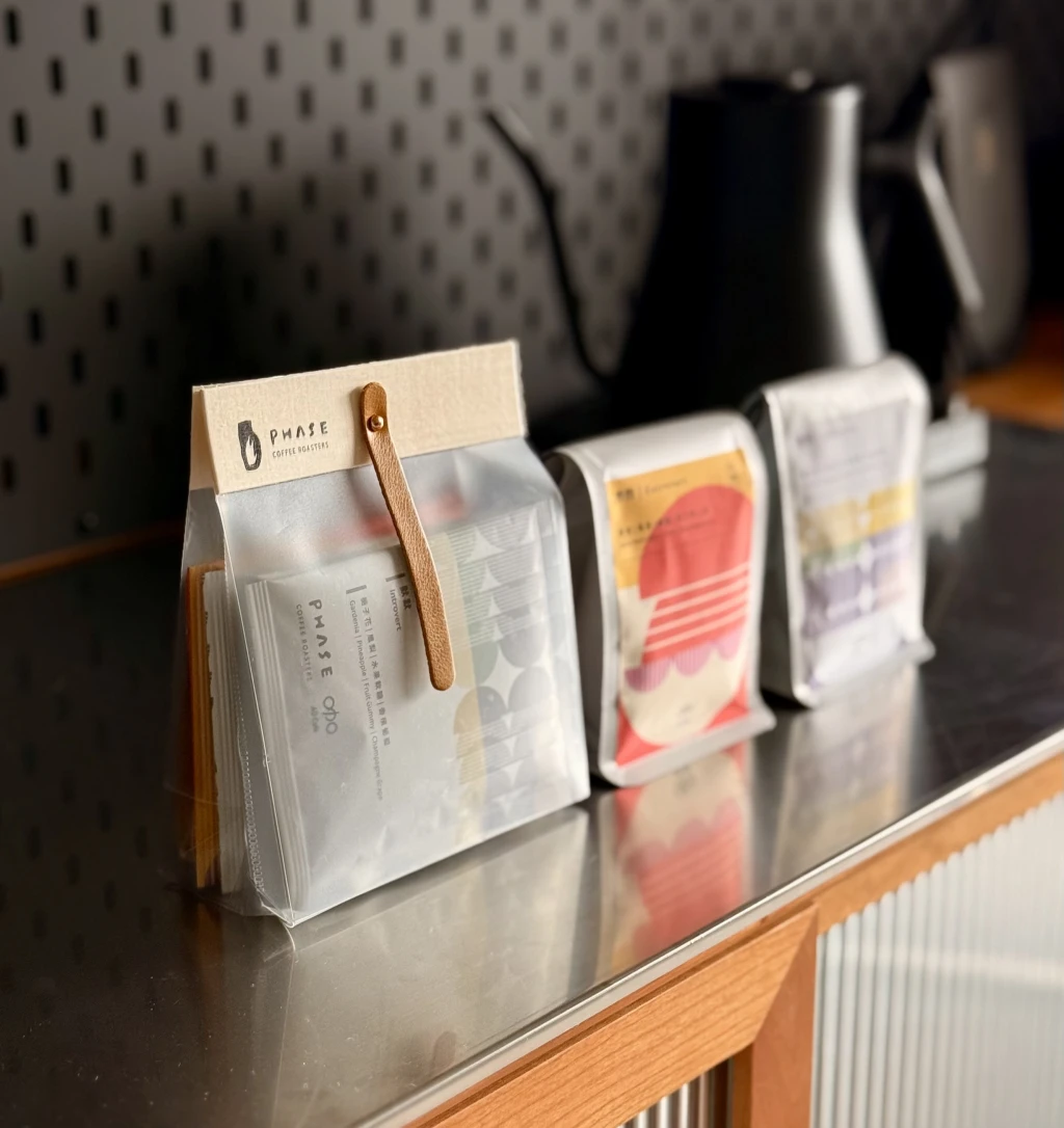 PHASE x AD Cafe 聯名專區 ｜𝙀𝙭𝙥𝙡𝙤𝙧𝙚 𝙩𝙝𝙚 𝙙𝙞𝙫𝙚𝙧𝙨𝙞𝙩𝙮 𝙤𝙛 𝙘𝙤𝙛𝙛𝙚𝙚 𝙬𝙞𝙩𝙝 𝙪𝙨