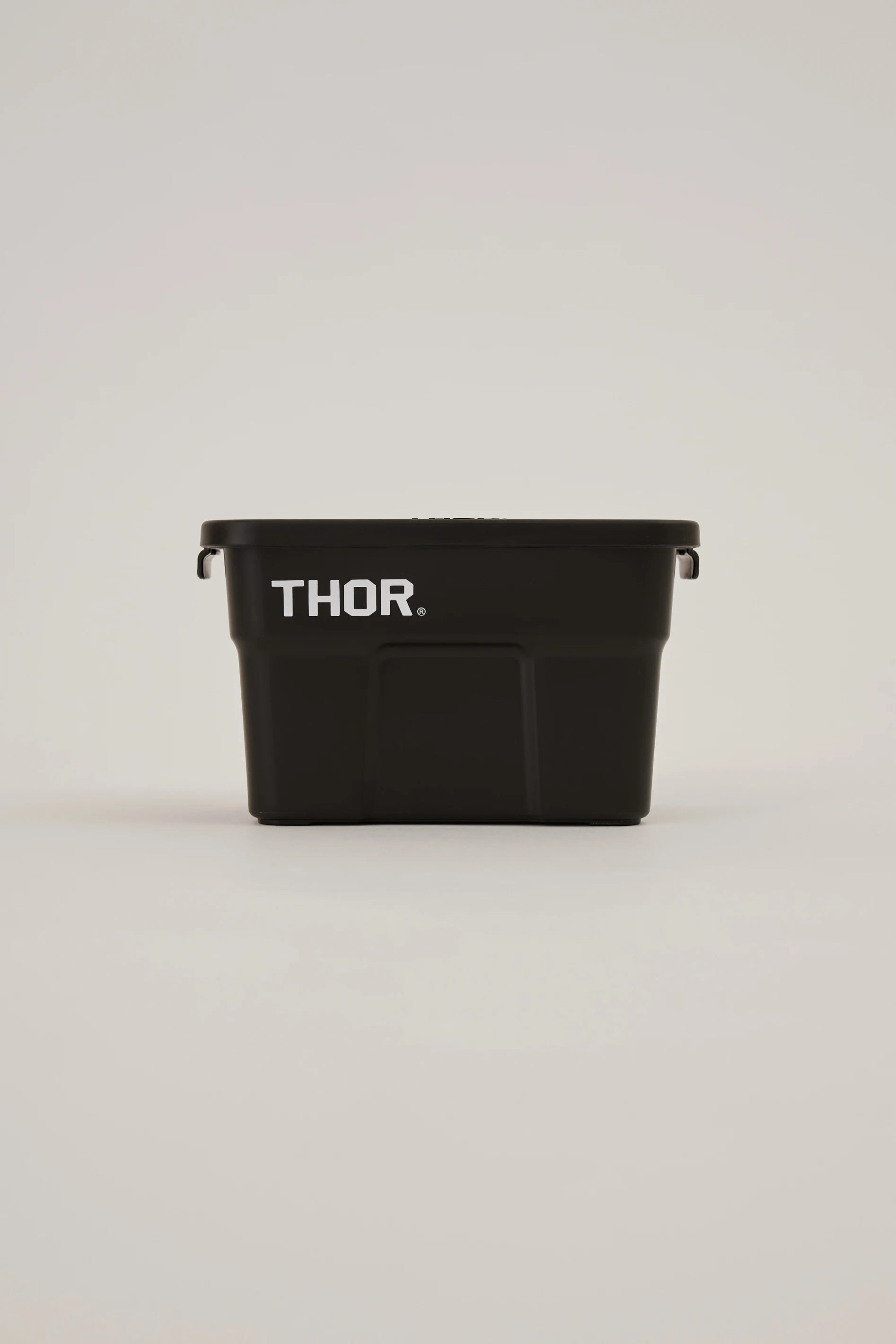 THOR箱 /THOR BOX 22L/53L/75L 露營小站提供風格露營小物、帳篷、露營椅等戶外選品，實體店面位於嘉義，歡迎來店體驗風格露營魅力。